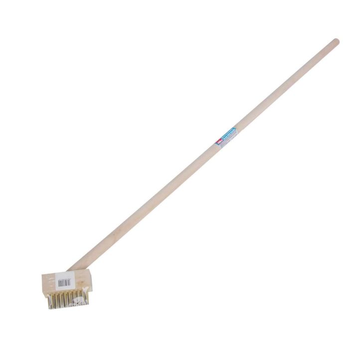 Hilka Block Paving Wire Brush with Handle – Sam Turner & Sons