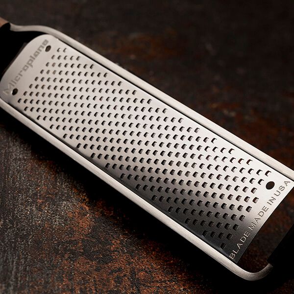 Microplane Master Series Zester | Microplane Zesters – Sam Turner & Sons
