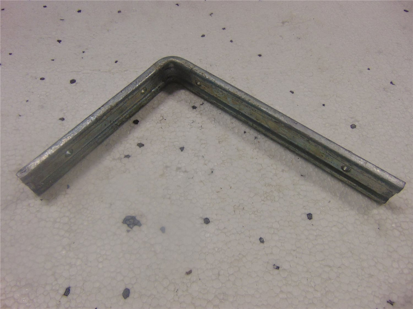 Eliza Tinsley Galvanised Fluted Angle Bracket 5" X 4" – Sam Turner & Sons