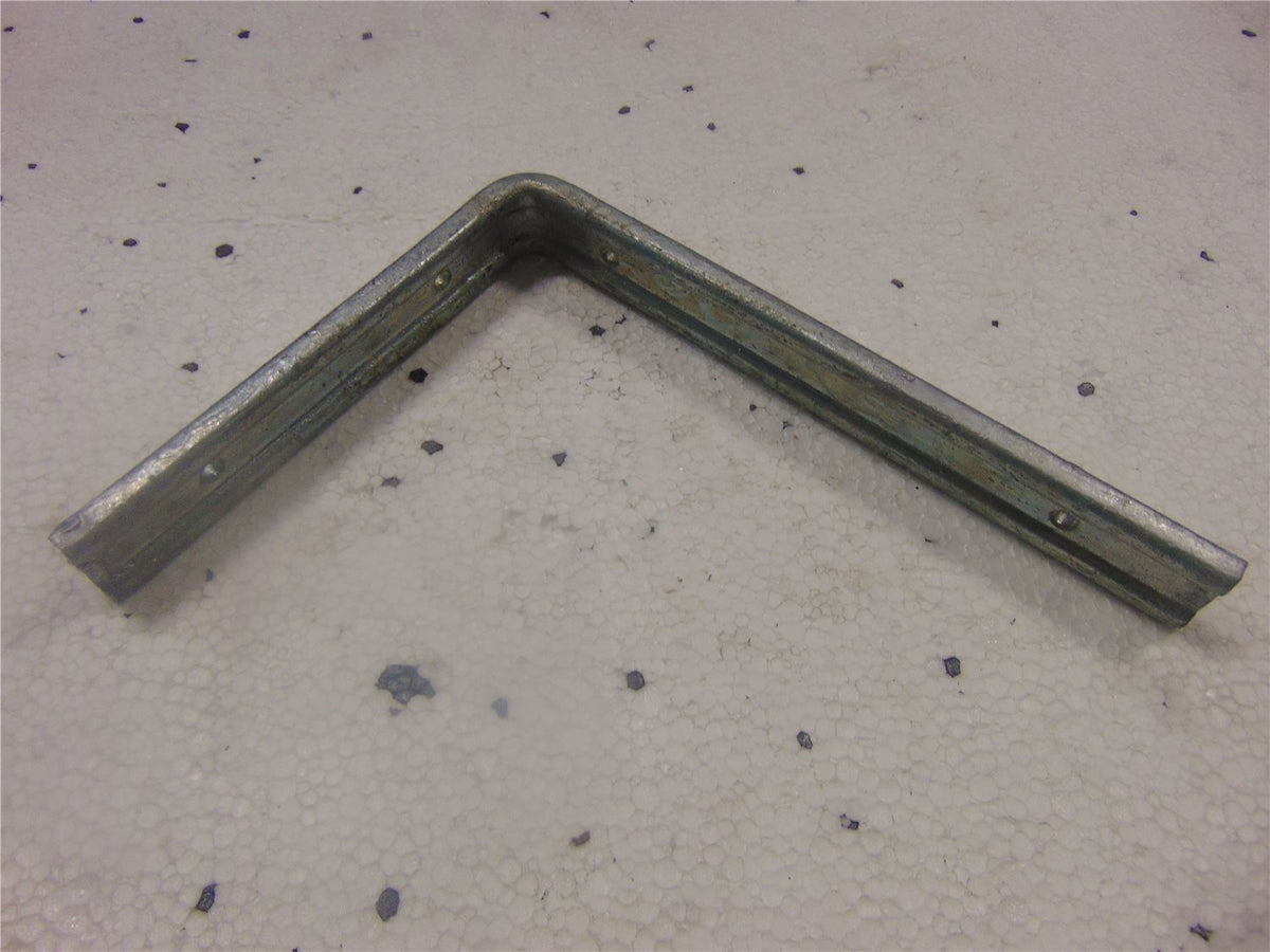 Eliza Tinsley Galvanised Fluted Angle Bracket 5" X 4" – Sam Turner & Sons