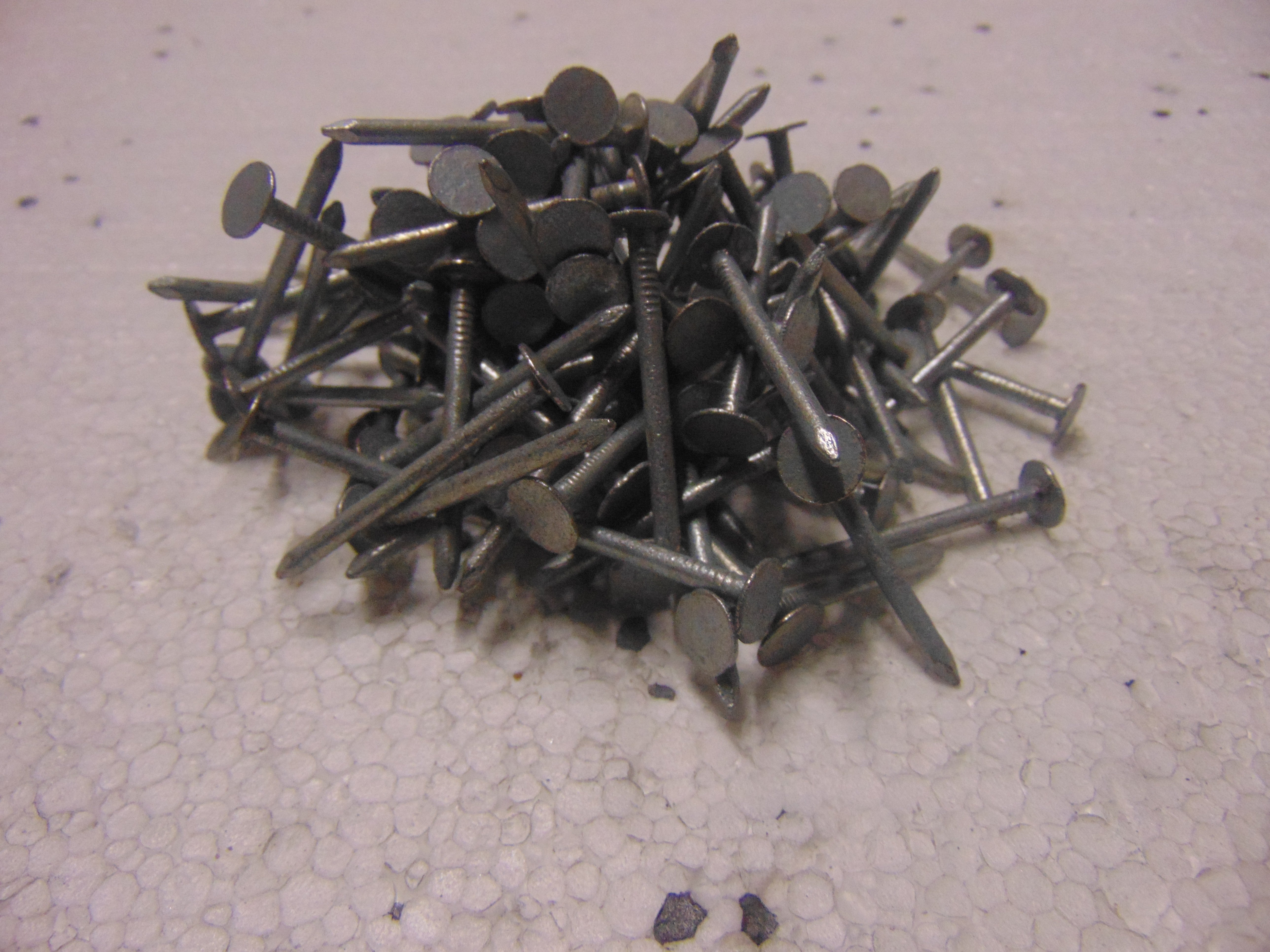 Galvanised Clout Nails 50X2.65MM 1KG – Sam Turner & Sons